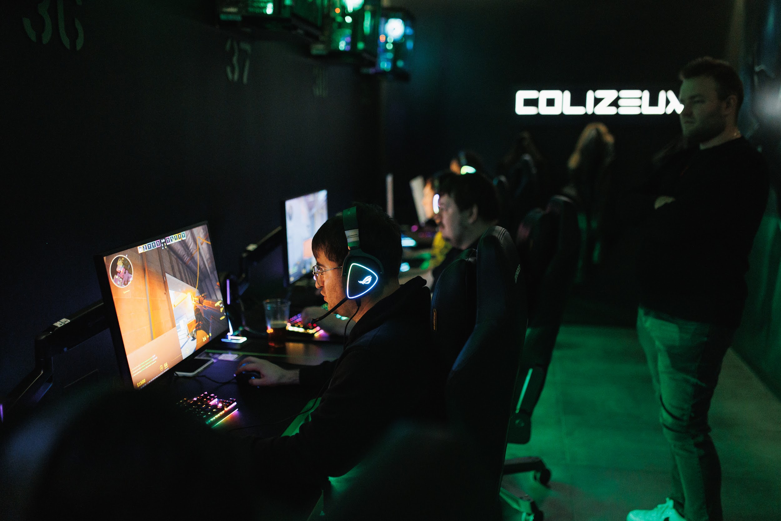 Главная - COLIZEUM PREMIUM СПБ Васильевский остров